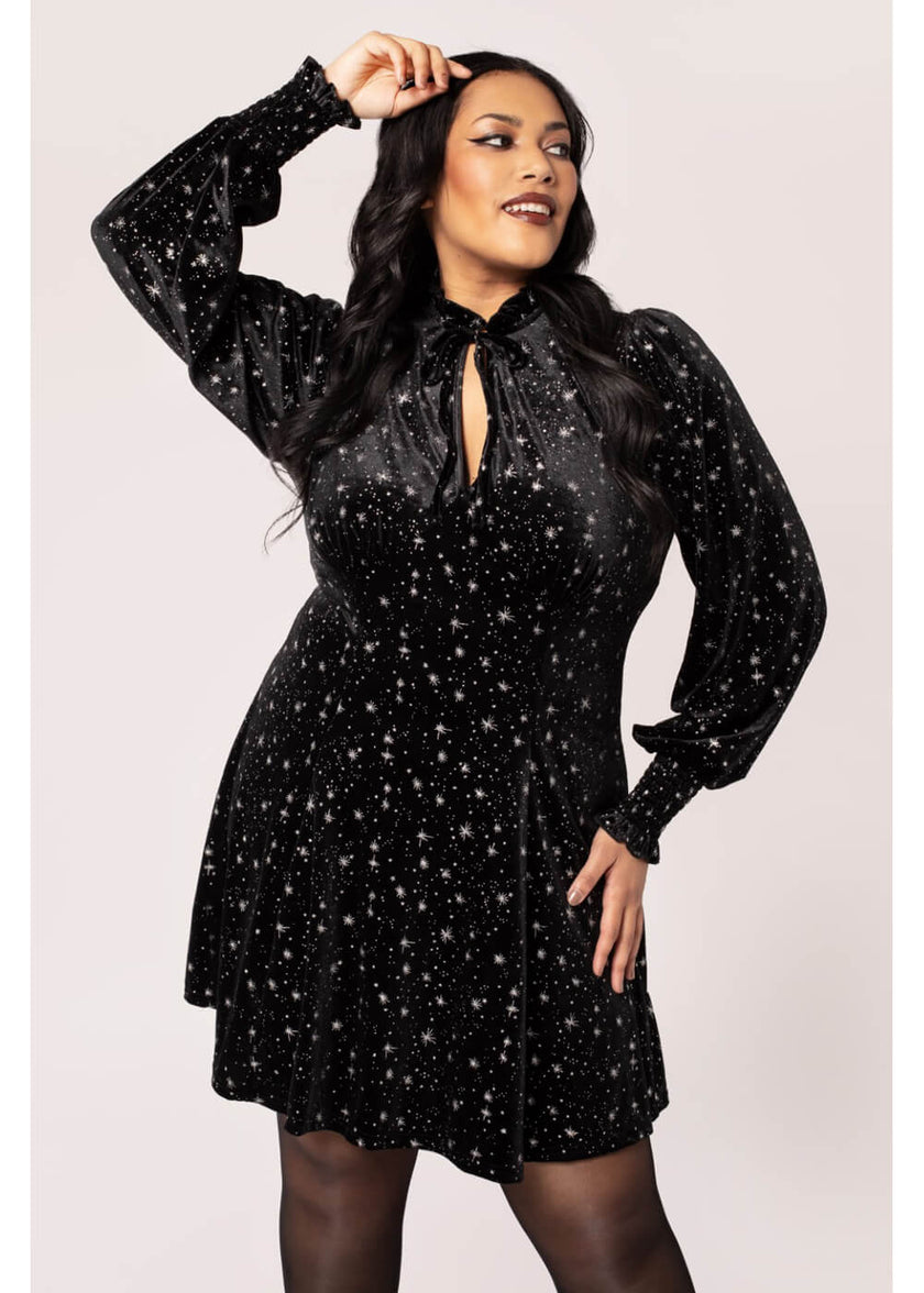 Plus-Size Jurken - www.succubus.nl